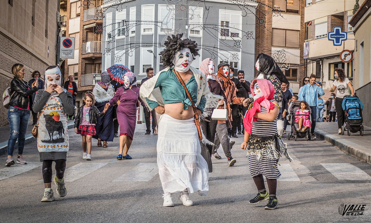 "Saps qui sóc?", las anónimas Carasses vuelven a Petrer - Valle de Elda